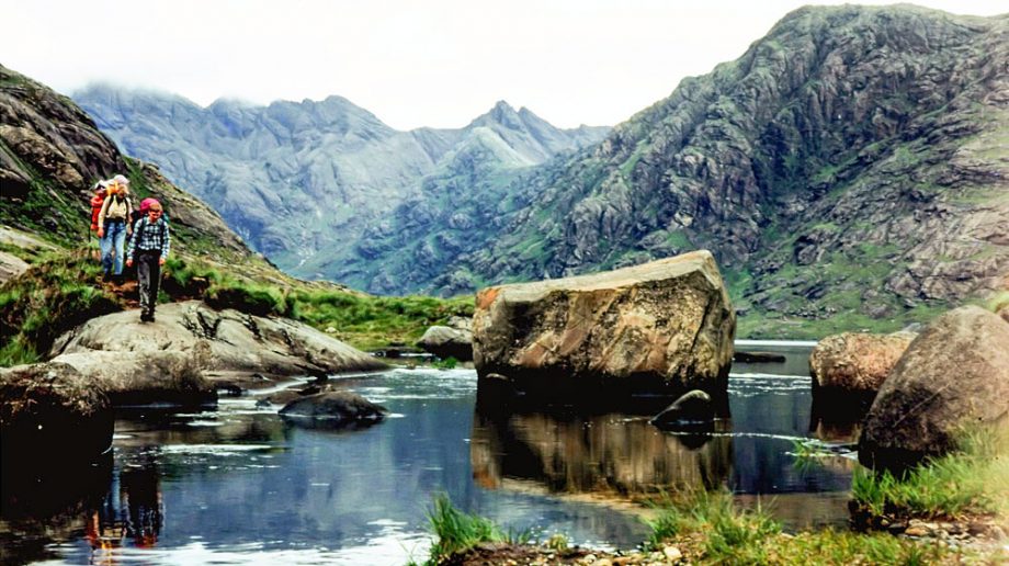 Loch Coruisk - Dreamlike loch between rugged mountains on Skye