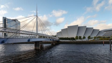 Finnieston Crane in Glasgow - Giant crane on the River Clyde