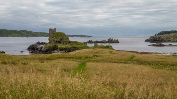Dunyvaig Castle - alter Wächter der Lagavulin-Bucht auf Islay