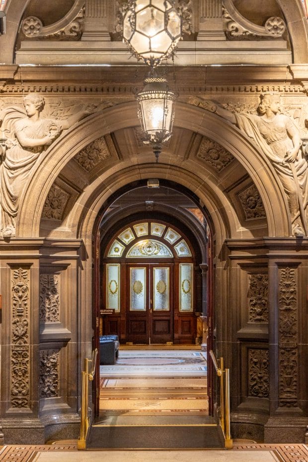 Glasgow City Chambers - the most beautiful town hall in Scotland