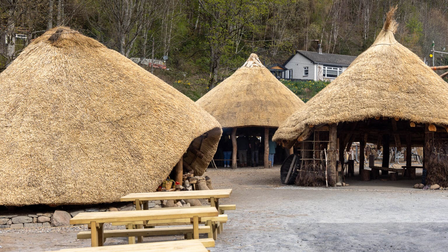 Scottish Crannog Center: Living like in the Iron Age