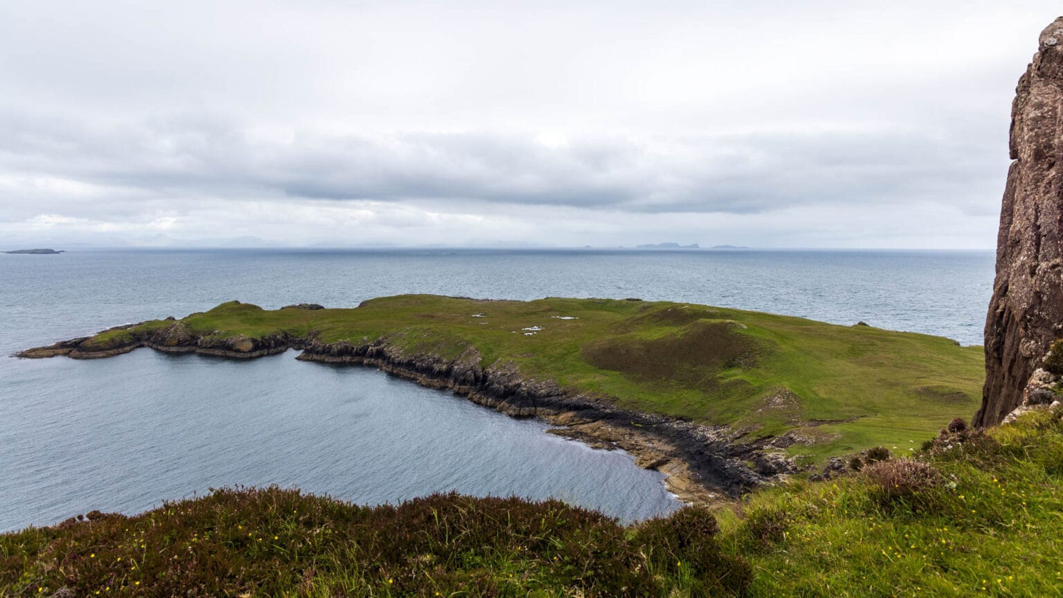Rubha Hunish - Hike to Skye's wild northern tip